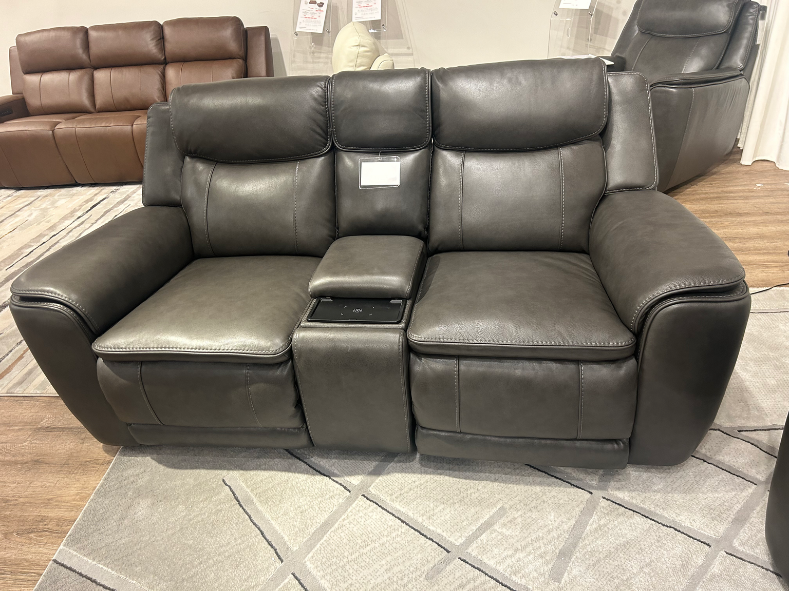 Cheers by Manwah | Curly's Furniture